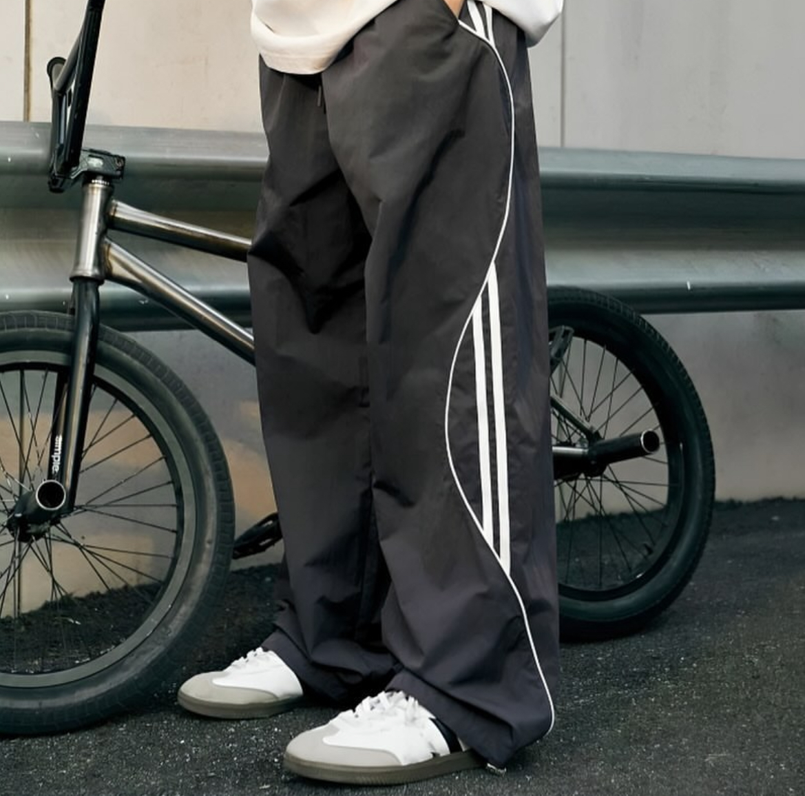 Sweatpants & Parachutes – hxm officiel